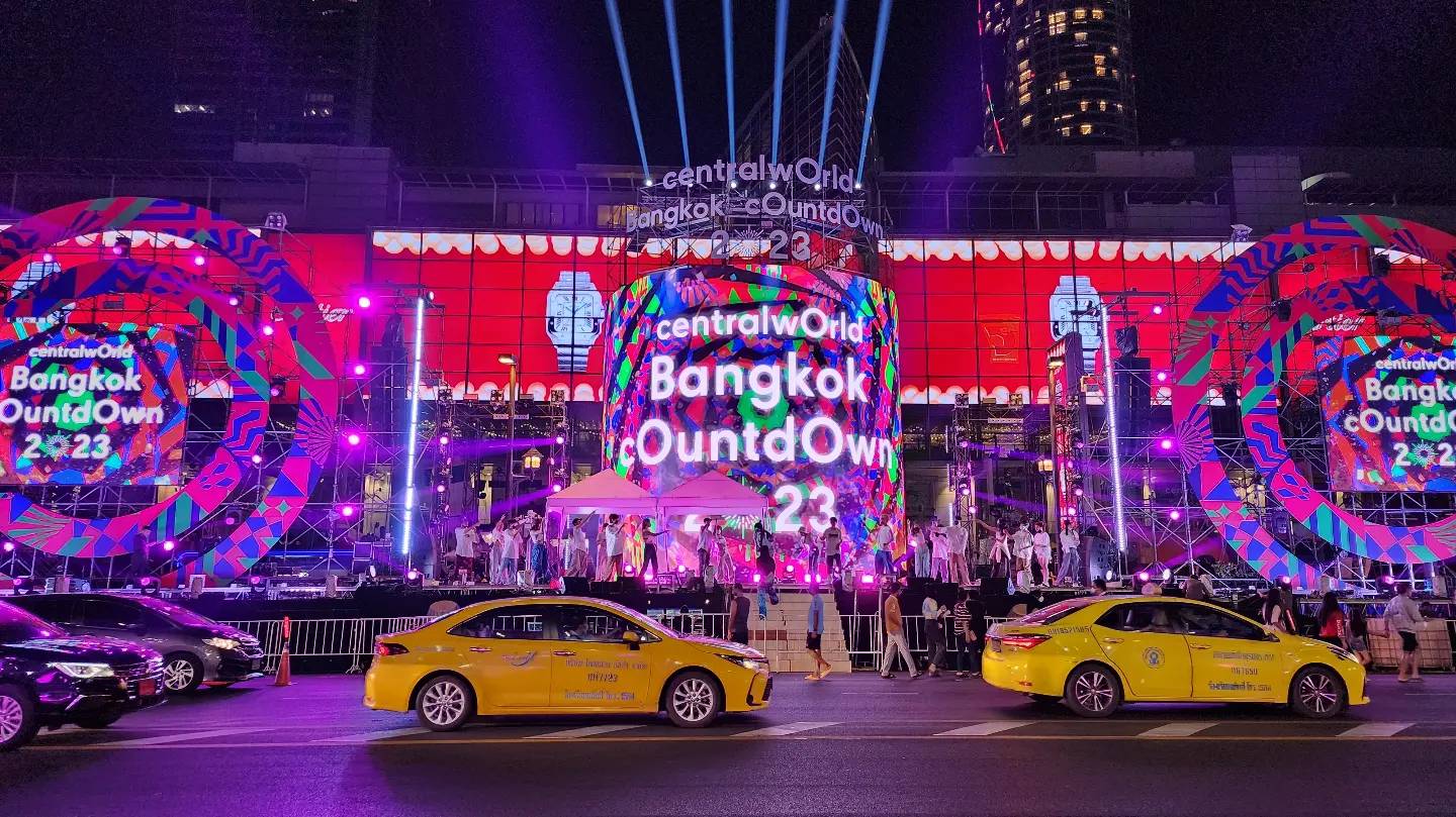 centralwOrld Bangkok Countdown 2023 - INDEX CREATIVE VILLAGE PUBLIC ...